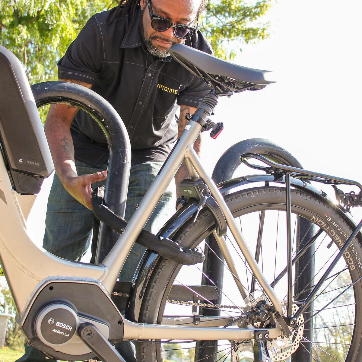 Best Bike Locks for Road, Mountain & E-Bikes | Hollywood Racks